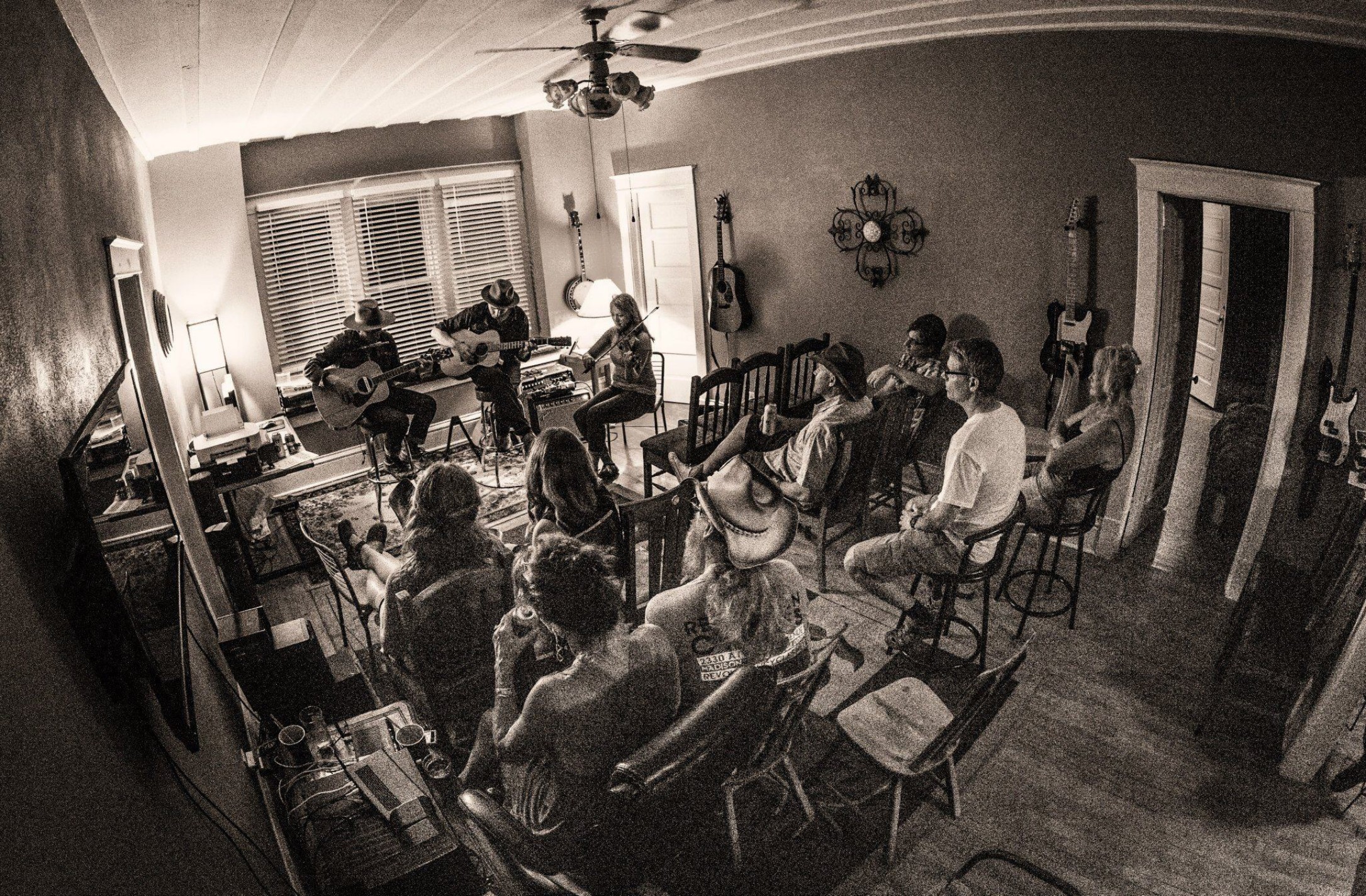 E.291: Greg Tooke | Bloody Mary Concerts | La Crosse Local