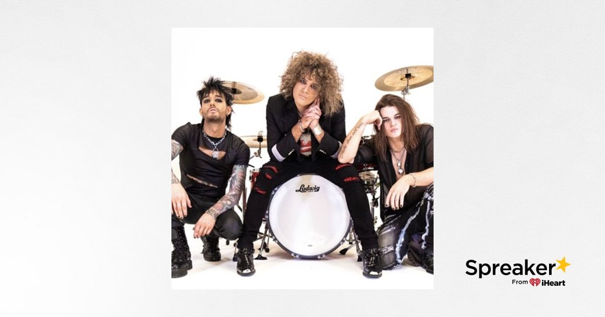 Kiss And Make Up With BRYCE & AUSTIN MILETO From SISTERS DOLL