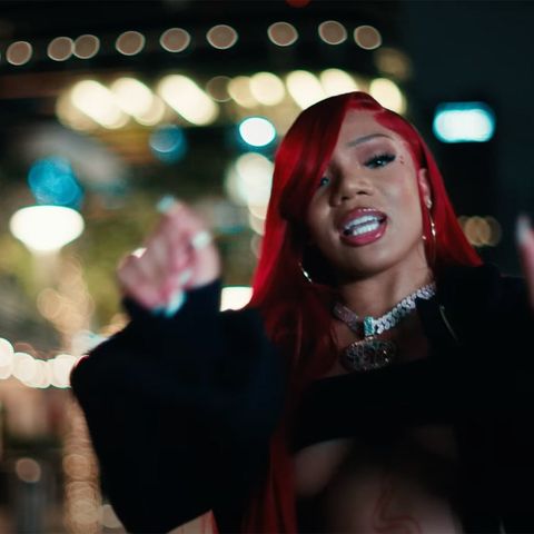 GloRilla Becomes Third Female Rapper to Top Mainstream R&B/Hip-Hop ...