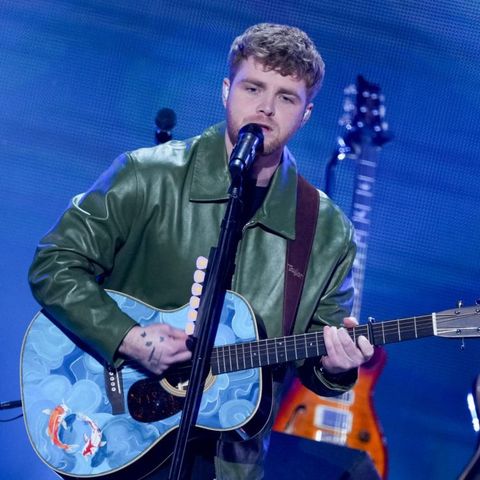 How To Get Tickets To Alex Warren’s ‘Finding Family on the Road’ Tour