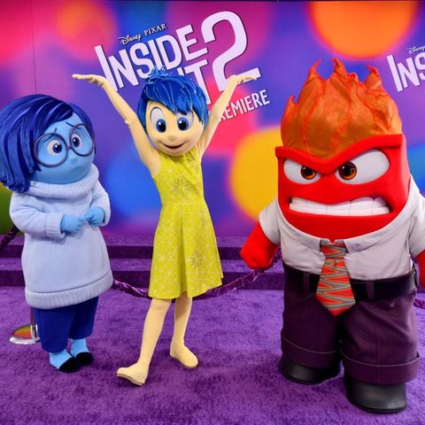 Una crítica de las emociones en Inside Out 1 y 2: Sexismo emocional y ...