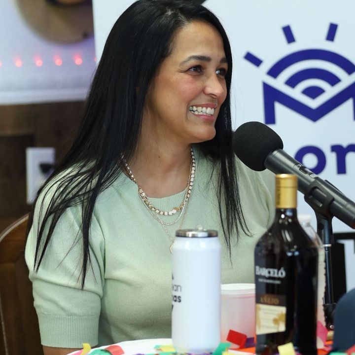 Celinés Toribio baila un típico con Juan esteban y su nuevo rol como ...