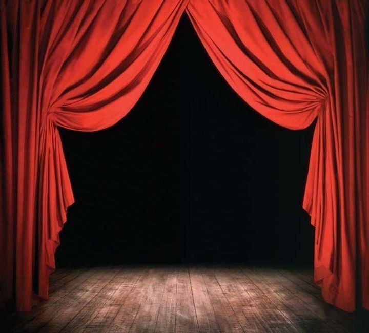 Cos'è la poesia? Cos'è il teatro?