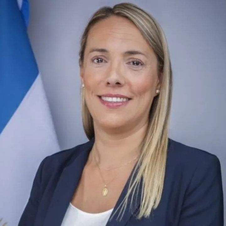 Ana Fabiola Aubone @FabiolaAubone (Diputada Nacional por San Juan ...